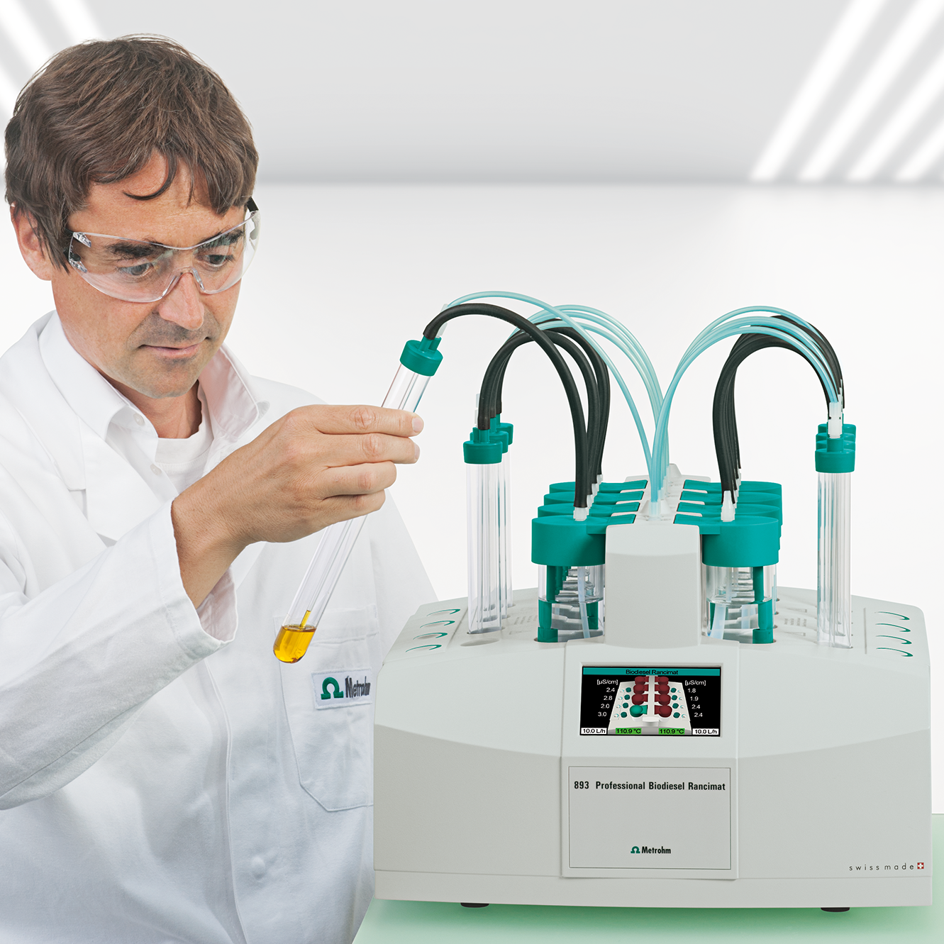 Oxidation stability measurement in solids and aqueous liquids with low fat content | Metrohm